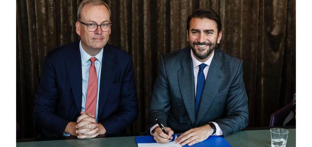 Cesce recoge el premio de TXF Operación del Año - Corresponsables